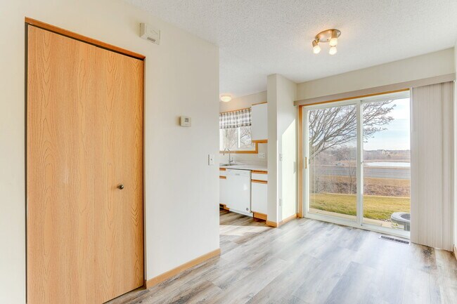 16176 71st Ln NE, Otsego, MN 55330 - Townhome Rentals in Otsego MN ...