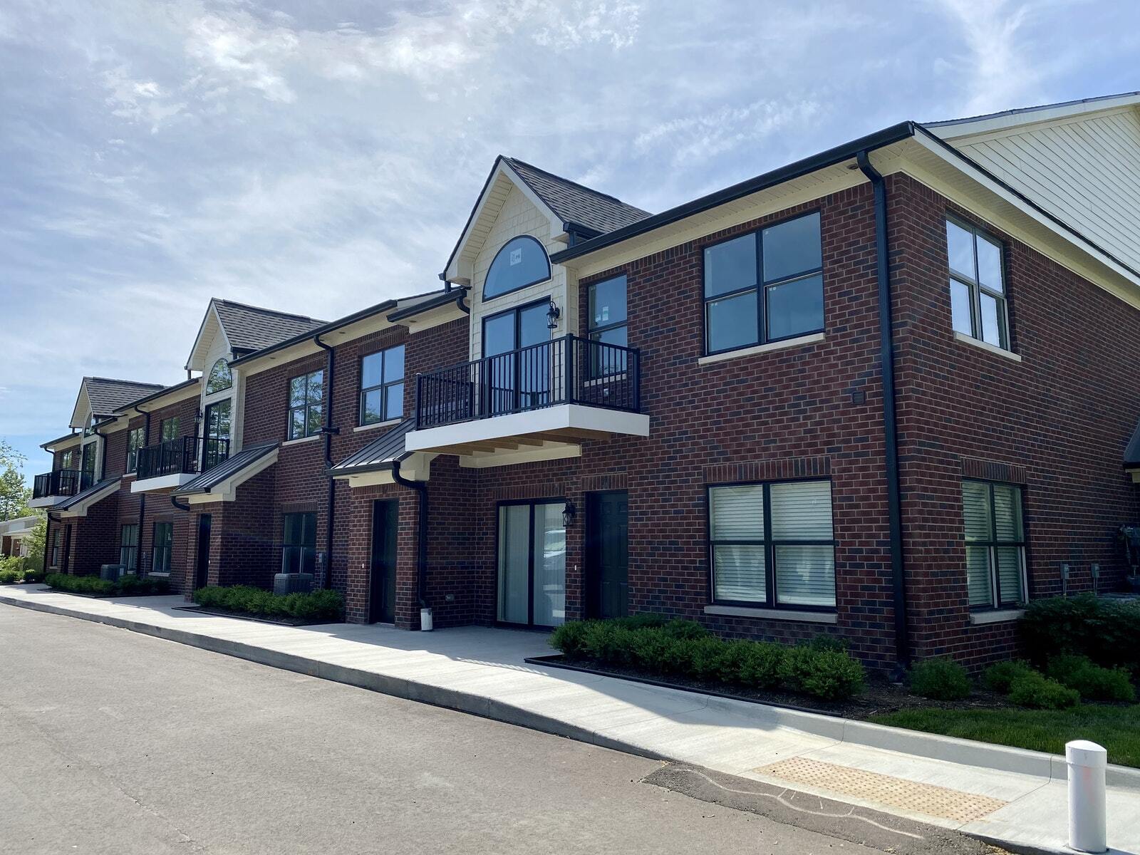 365 S Warren St Unit 12, South Lyon, MI 48178 - Condo for Rent in South ...