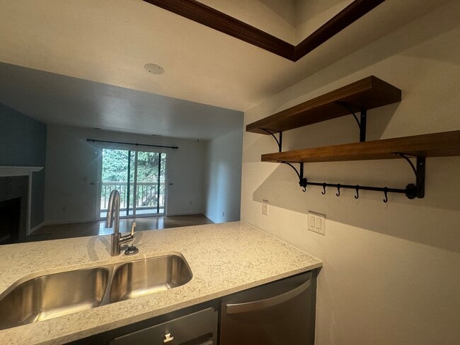 10872 W Evans Ave Unit 2F, Lakewood, CO 80227 - Condo for Rent in ...