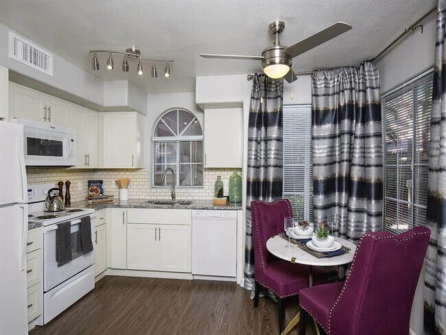 Valley View Senior Apartments - 1600 S Valley View Blvd Las Vegas, NV ...