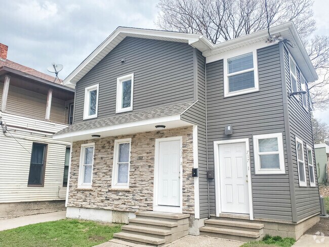 Perry Square District Pet Friendly Apartments for Rent - Erie, PA - 1 ...