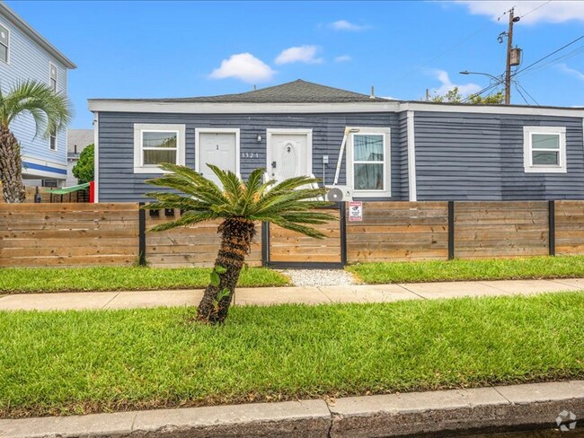 Kempner Park Apartments for Rent with High Ceilings - Galveston, TX ...