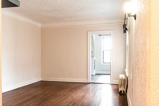 North Detroit Apartments for Rent with Hardwood Floors - Detroit, MI ...