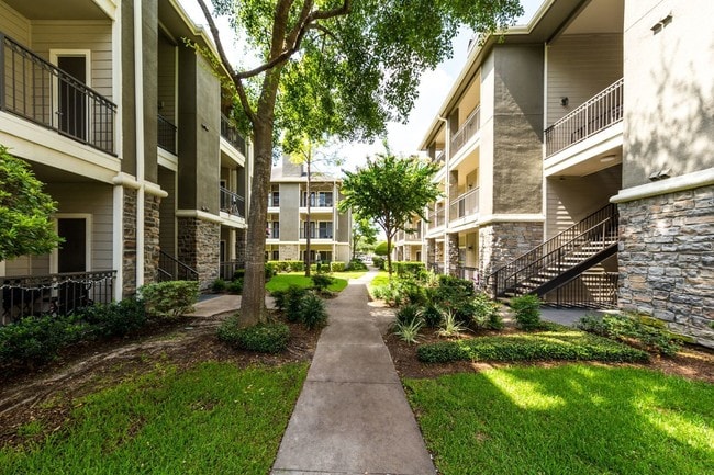 Marquis on Westheimer Apartments - Houston, TX | Apartments.com