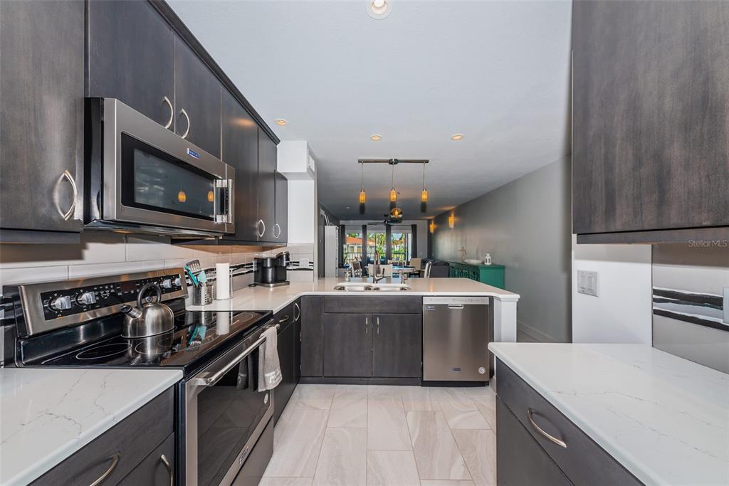 6294 Bahia Del Mar Cir Unit 210, Saint Petersburg, FL 33715 - Condo for ...