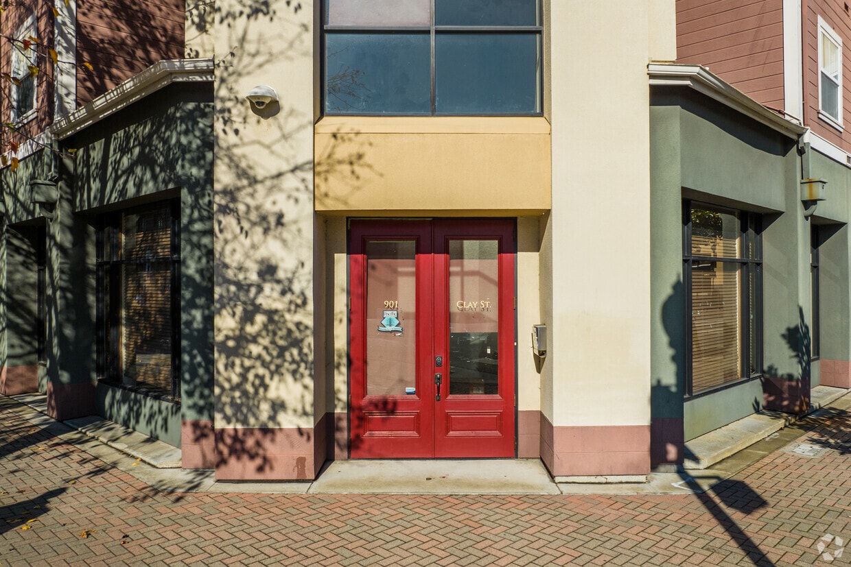 555 10th Street Apartments - 555 10th St Oakland, CA 94607 | Apartments.com