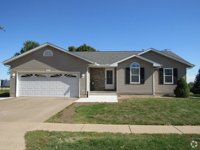 Apartments For Rent in New Liberty, IA with Extra Storage - 1 Rentals ...