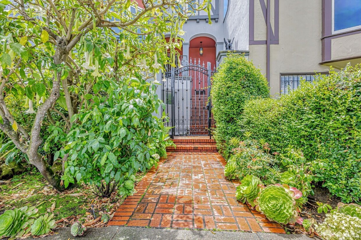 181 Marina Blvd, San Francisco, CA 94123 - House Rental in San ...