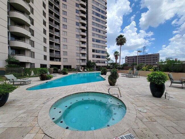 3525 Sage Rd Unit 211, Houston, TX 77056 - Condo for Rent in Houston ...