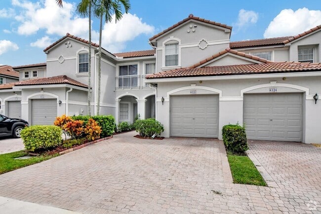 West Lakes of Boca Raton Gated Apartments for Rent - Boca Raton, FL - 5 ...
