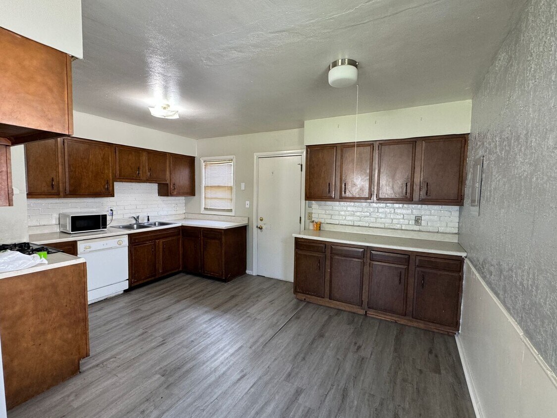 16 Gettysburg Dr, Springfield, IL 62702 - House Rental in Springfield ...