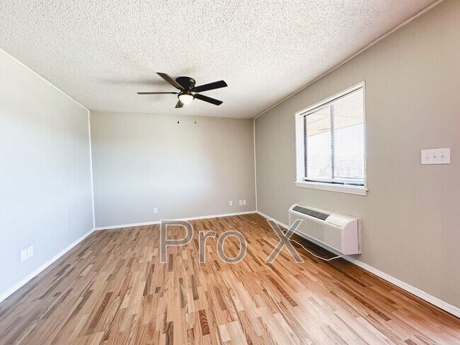 1045 Happy Hollow Rd Unit #4, Fayetteville, AR 72701 - Condo for Rent ...