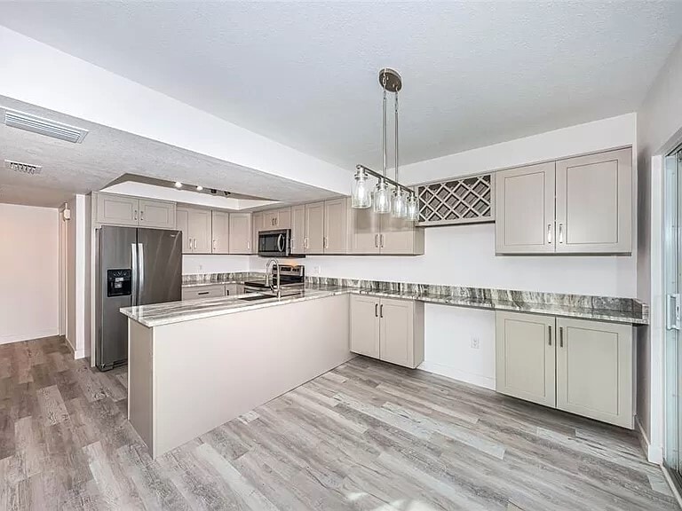 1640 Cape Hope Ave NE Saint Petersburg, FL 33702 - Alquileres en Saint ...