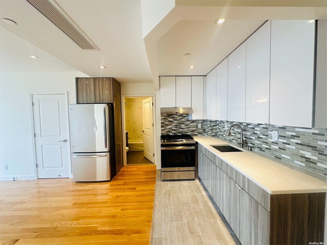 4223 Parsons Blvd Unit 3A, Queens, NY 11355 - Condo for Rent in Queens ...