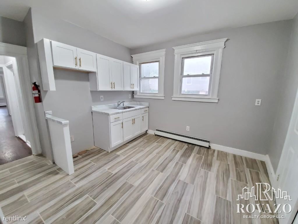 51 New St Unit # 1, East Orange, NJ 07017 - Room for Rent in East ...
