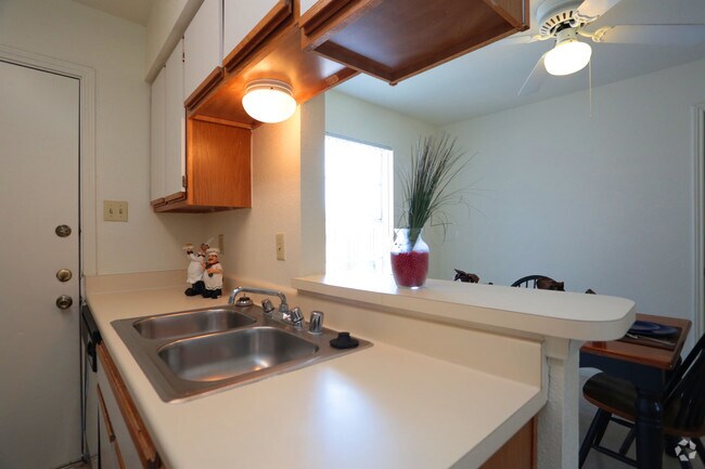 The Heights at Post Oak AVAILABLE APARTMENTS! Rentals - Houston, TX ...