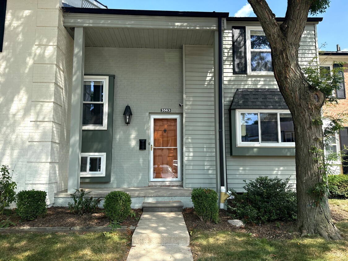 3563 Burbank Dr, Ann Arbor, MI 48105 - Condo for Rent in Ann Arbor, MI ...