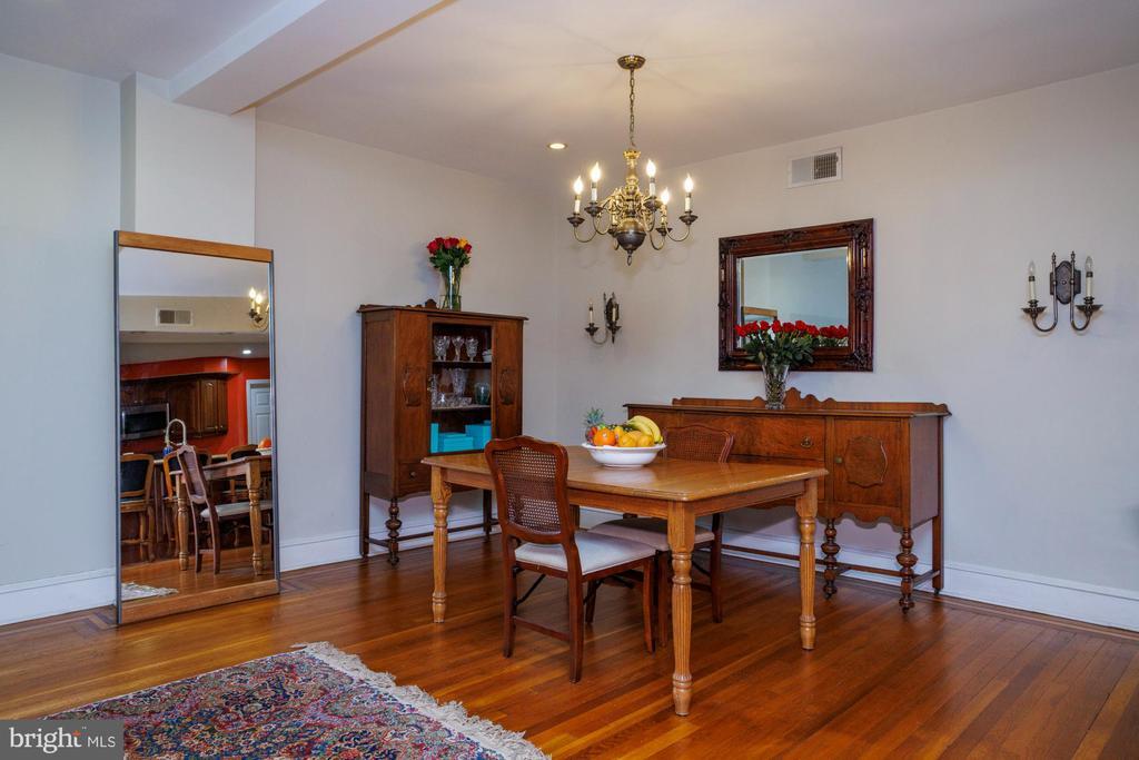 1901 Walnut St Unit 2E, Philadelphia, PA 19103 - Room for Rent in ...