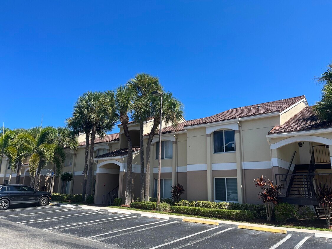815 Boynton Beach Blvd Unit 4-202, Boynton Beach, FL 33426 - Condo for ...