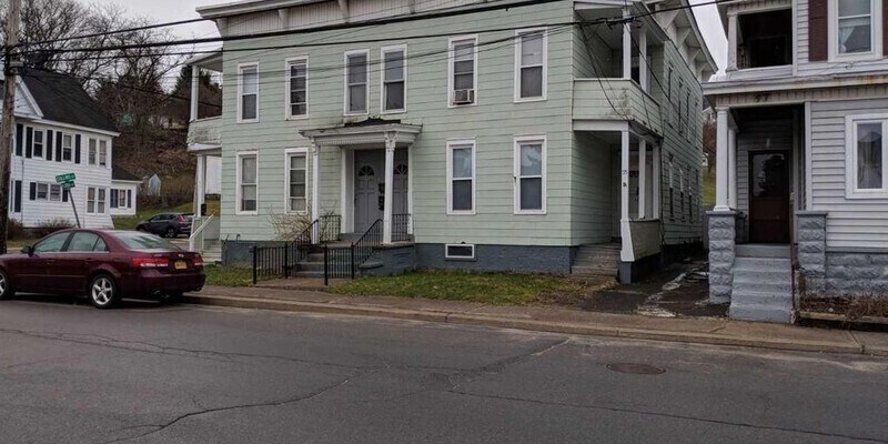 93-95 Florida Ave Unit 95 Lower, Amsterdam, NY 12010 - Condo for Rent ...