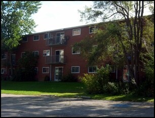 135 Connaught Apartments - 135 Connaught Ave London, ON | Apartments.com