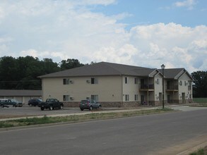 Moon Lake Estates Rentals - Rice Lake, WI | Apartments.com