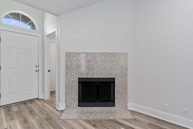 Hamilton Point Apartments for Rent with Parking - Manor, TX - Updated ...