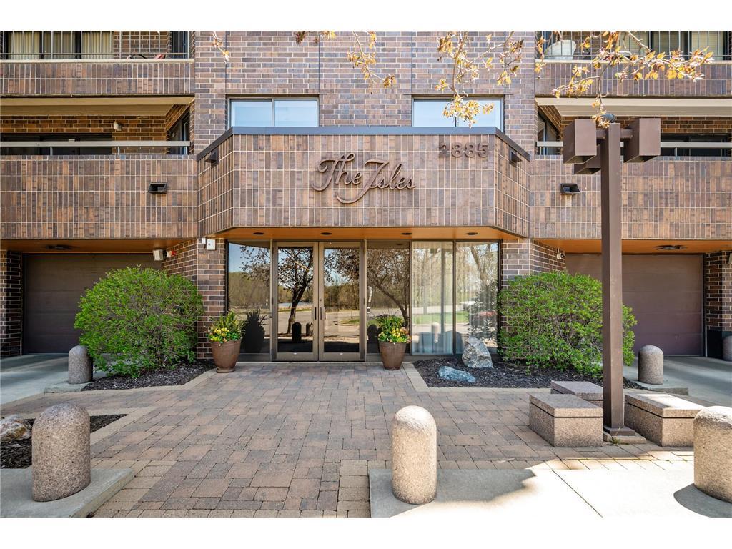 2885 Knox Ave S Unit 202, Minneapolis, MN 55408 - Room for Rent in ...