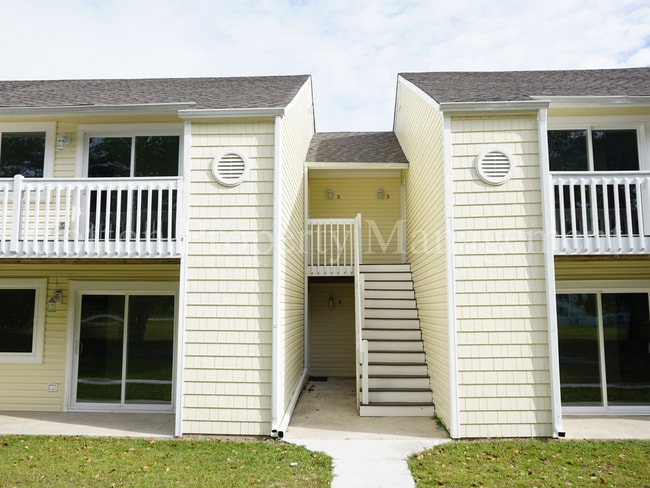 2036 Sloop Point Loop Rd Unit A6, Hampstead, NC 28443 - Room for Rent ...