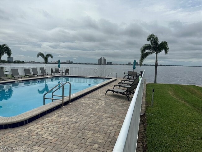 3322 N Key Dr Unit 8, North Fort Myers, FL 33903 - Condo for Rent in ...