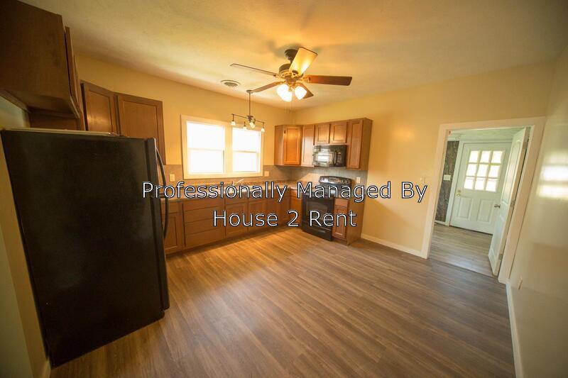 817 S 16Th St, Herrin, IL 62948 - House Rental in Herrin, IL ...