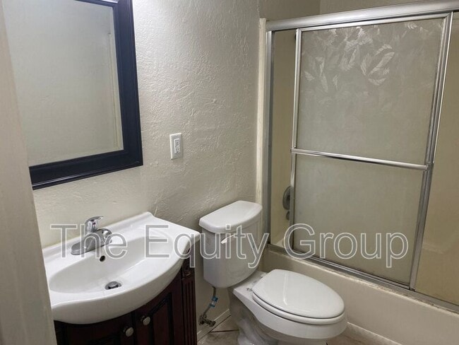 310 N Orange Ave Unit 9, Exeter, CA 93221 - Condo for Rent in Exeter ...