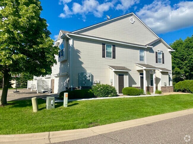 Bailey's Arbor Apartments for Rent with Hardwood Floors - Woodbury, MN ...