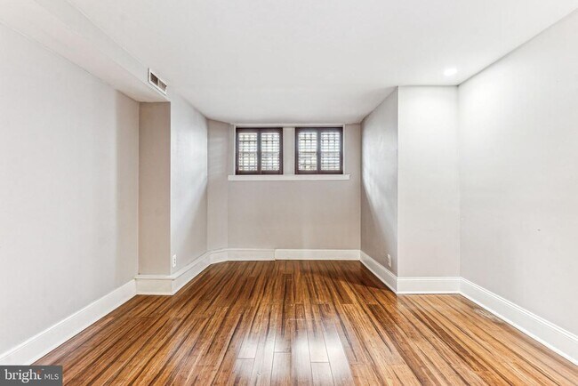 1747 18th St NW, Washington, DC 20009 - Townhome Rentals in Washington ...