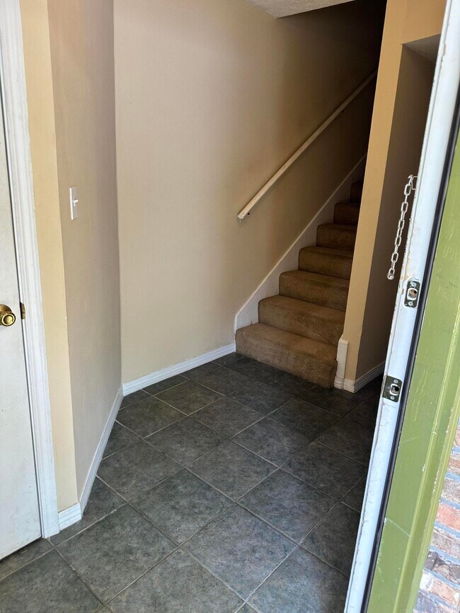 2413 Suwanee Ln, Fort Walton Beach, FL 32547 - Townhome Rentals in Fort ...