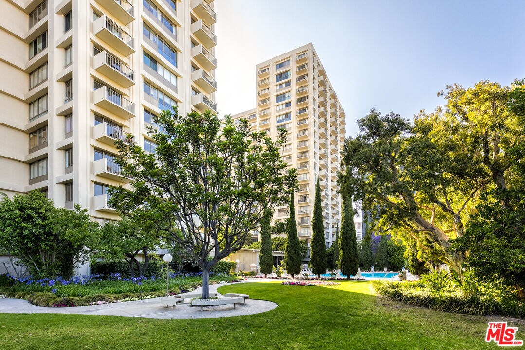 2170 Century Park W Unit 207-S, Los Angeles, CA 90067 - Room for Rent ...