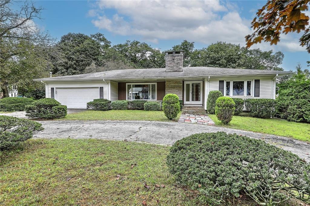 5 Appian Way, Johnston, RI 02919 - House Rental in Johnston, RI ...