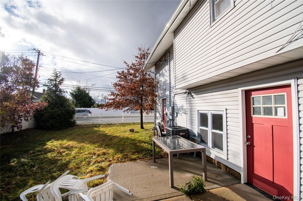 3159 Milburn Ave, Baldwin, NY 11510 - House Rental in Baldwin, NY ...