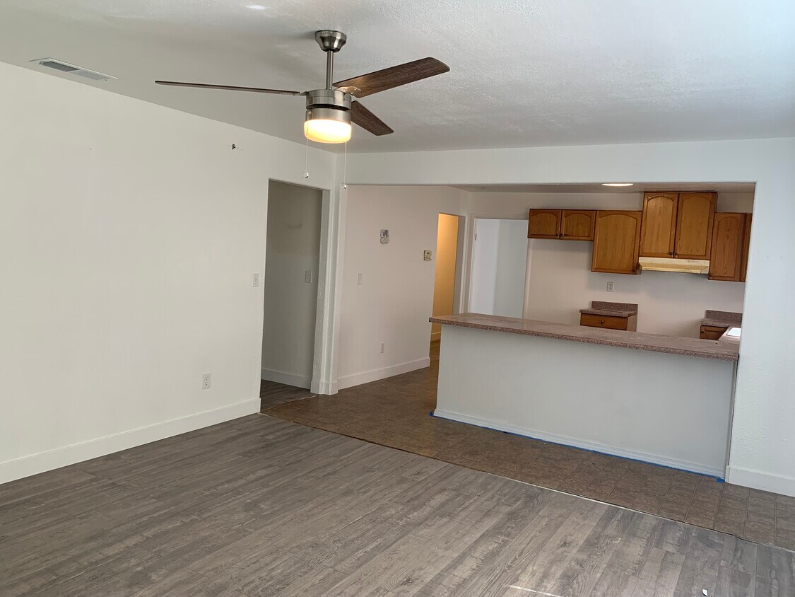 4911 36th Ave, Sacramento, CA 95824 - House Rental in Sacramento, CA ...