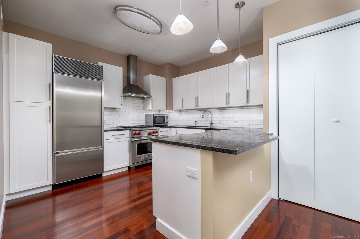 1515 Summer St Unit 401, Stamford, CT 06905 - Condo for Rent in ...