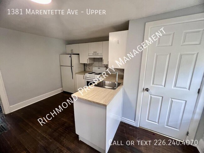 1381 Marentette Ave Unité Upper, Windsor, ON N8X 4C9 - Appartement à ... 1381 Marentette Ave Unité Upper, Windsor, ON N8X 4C9 - Appartement à ...
