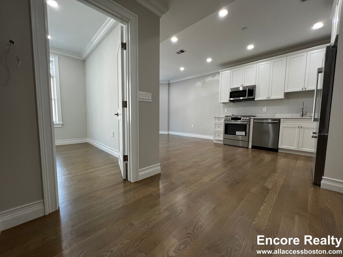 14 Mount Hood Rd, Boston, MA 02135 - 14 Mount Hood Rd Boston, MA 02135 ...