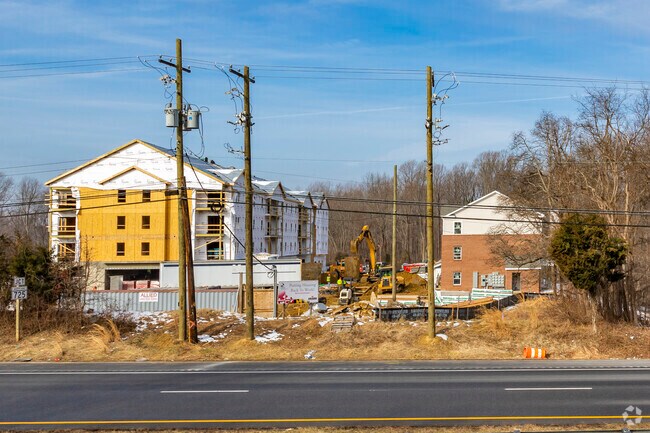 Gateway at Peerless Apartments & Townhomes Apartments - 15510 Peerless ...