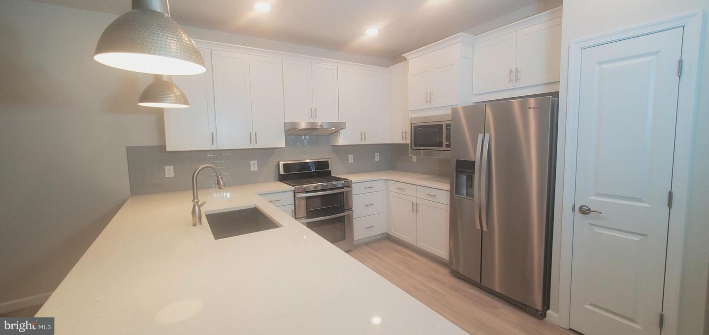 15576 Blue Lotus Ln, Haymarket, VA 20169 - Townhome Rentals in ...