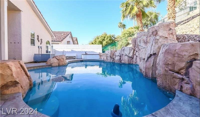 1340 Rolling Sunset St, Henderson, NV 89052 - House Rental in Henderson ...