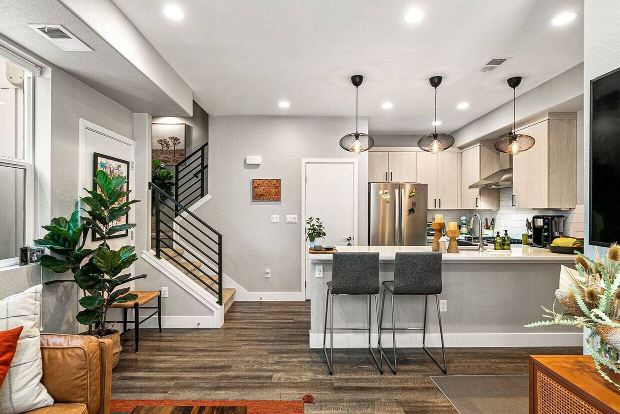 5105 W 38th Ave, Denver, CO 80212 - Townhome Rentals in Denver CO ...