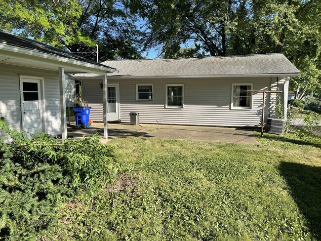 338 W Imboden Dr, Decatur, IL 62521 - House Rental in Decatur, IL ...