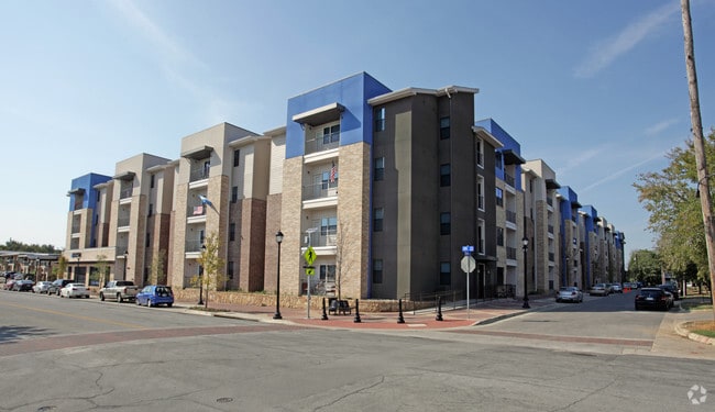 Campus Edge on UTA Boulevard Apartments - Arlington, TX | Apartments.com