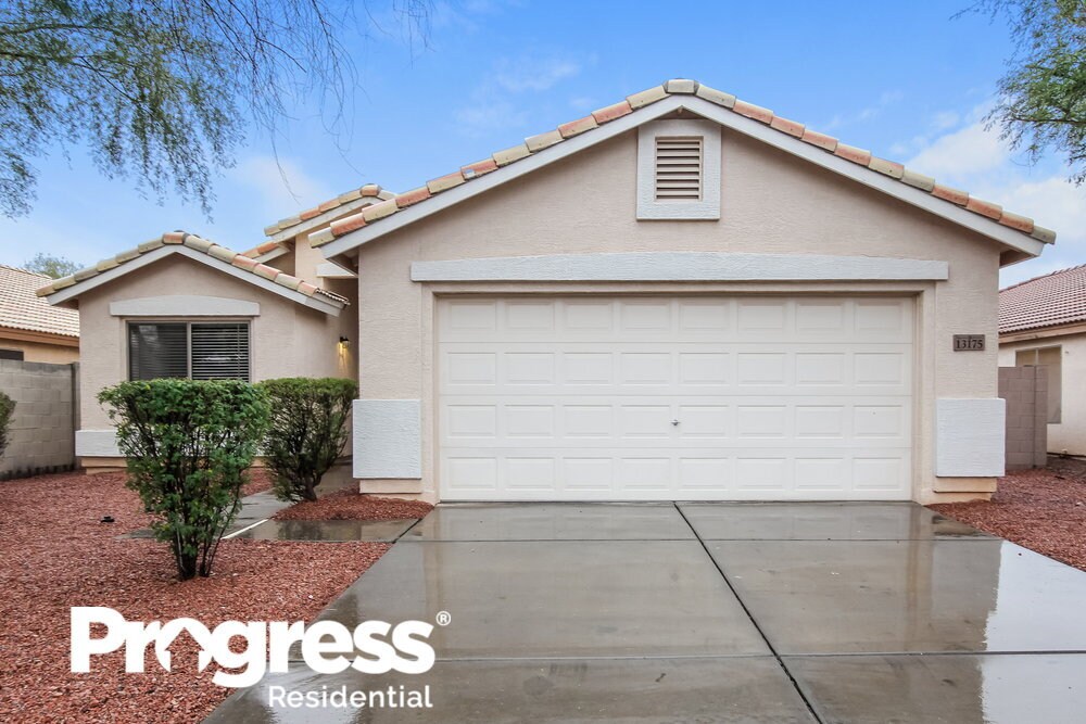 13175 W Port Royale Ln, Surprise, AZ 85379 | Apartments.com