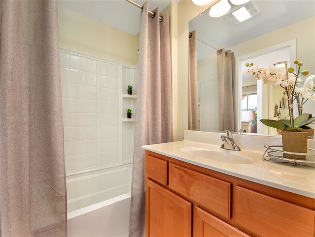 Montessa at Whitney Ranch Apartments - Rocklin, CA | Apartments.com